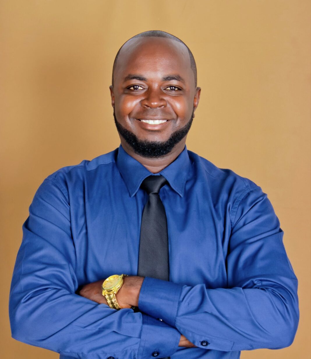 DOWNLOAD Mp3: Enock Mbewe - Nivutikile Mwana Wanga